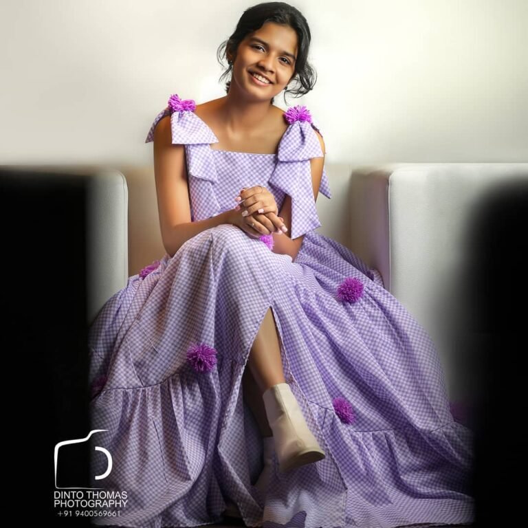 Sreya Jayadeep: Check Out the Wiki, Age, Biography, Family, and 22+ Beautiful Photos - Click in ...