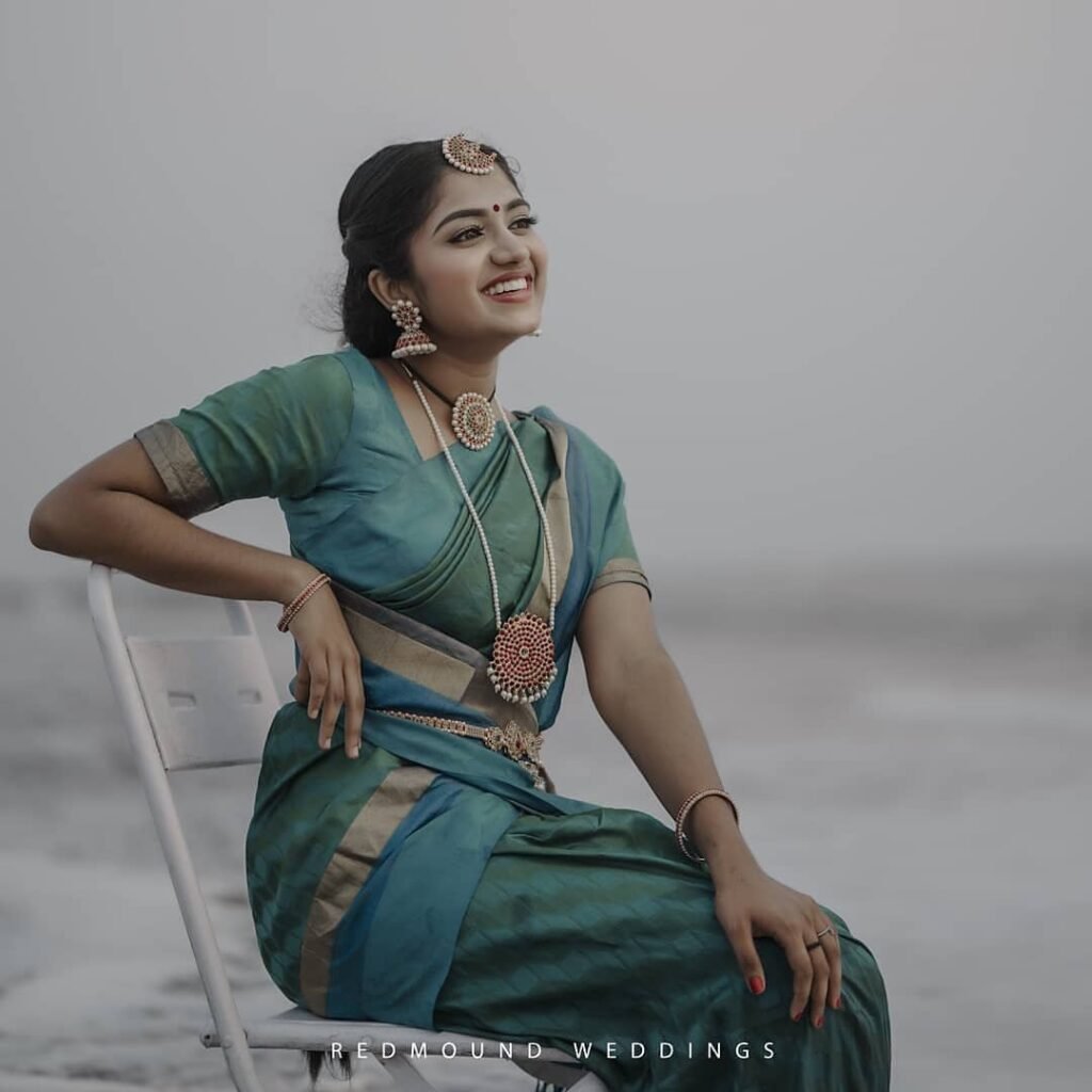 Malavika Manoj: Check Out the Wiki, Age, Biography, Family, and 15 ...