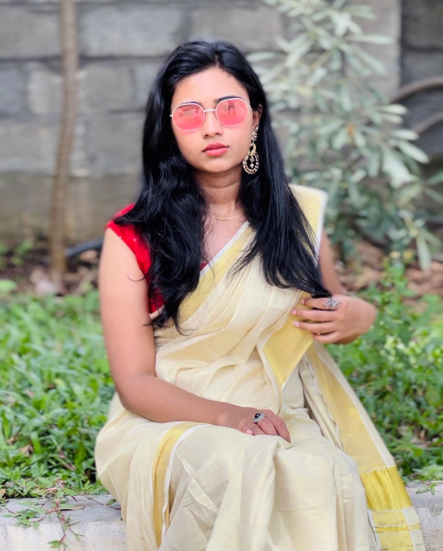 Gayathri Shanker: “Nalla Samayam” Movie Actress Wiki and 20+ Beautiful ...