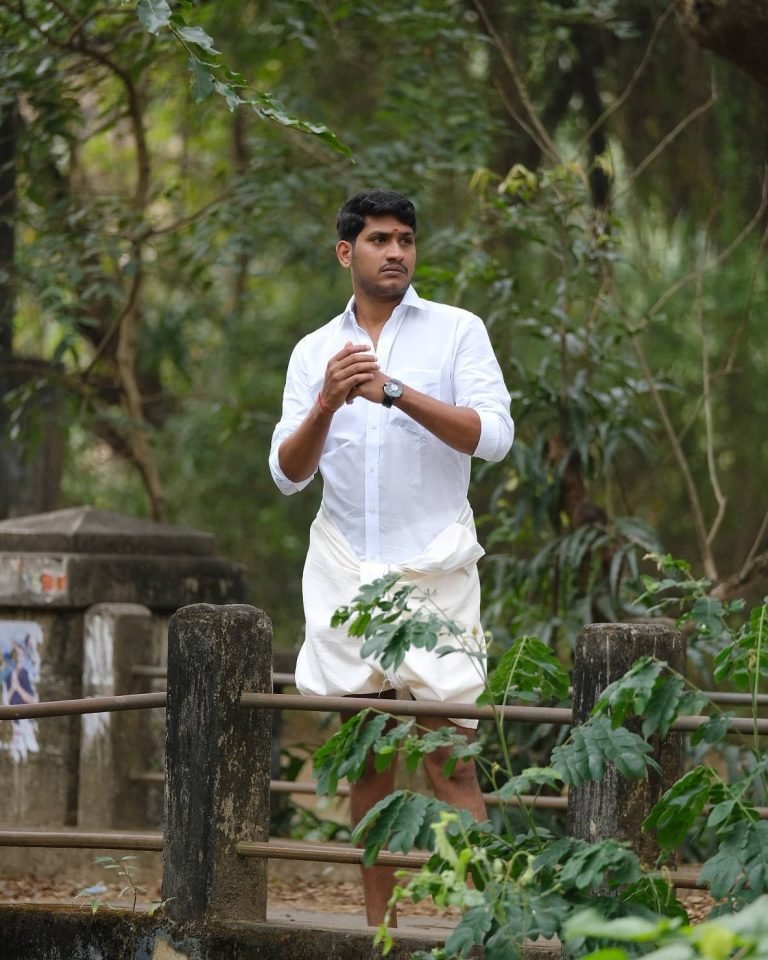 Akhil Marar: Wiki, Age, Biography, Height, and 15+ New Photos - Click ...