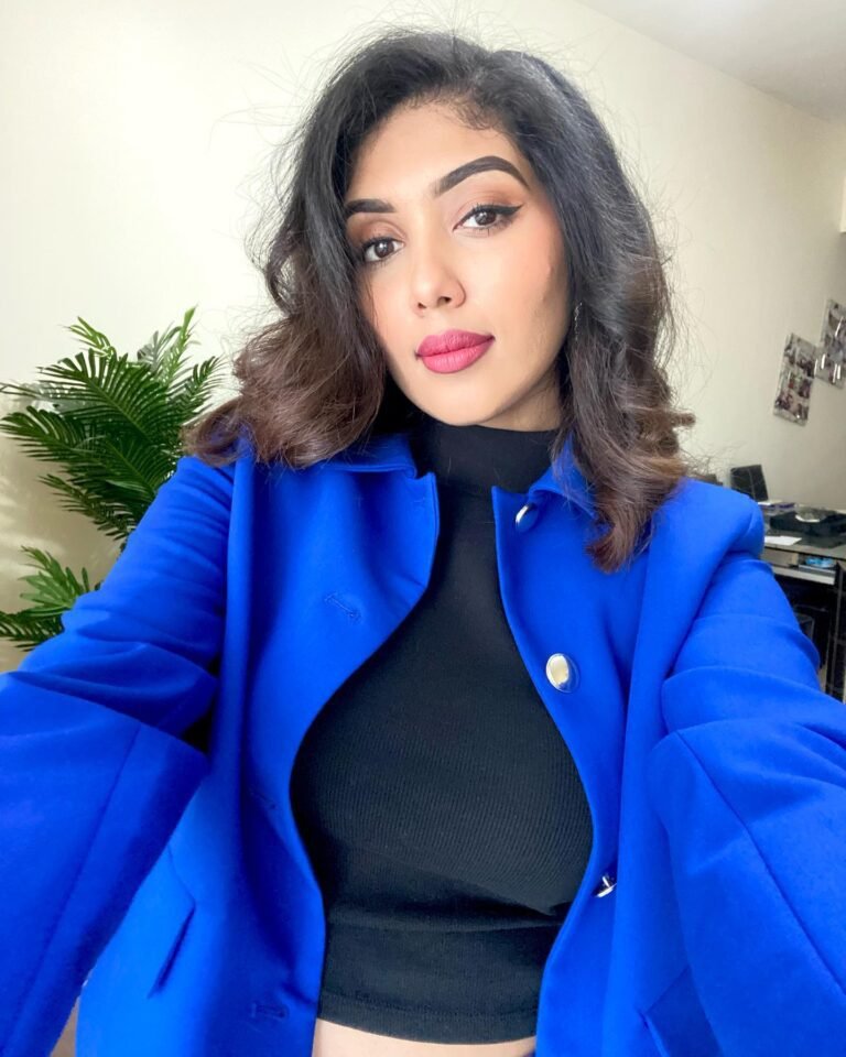 Cerena Ann Johnson Wiki, Age, Biography, Family, and 24+ Amazing Photos ...