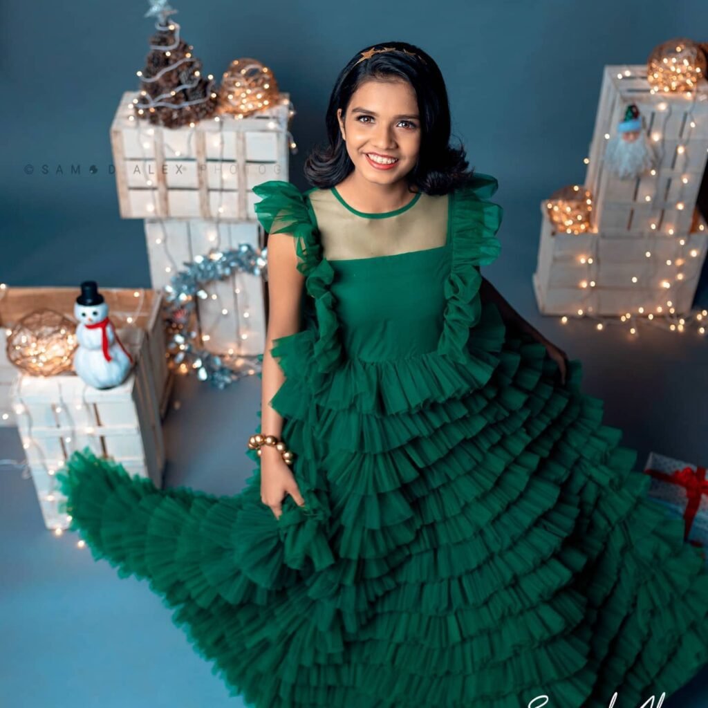 Sreya Jayadeep: Check Out the Wiki, Age, Biography, Family, and 22+ Beautiful Photos - Click in ...