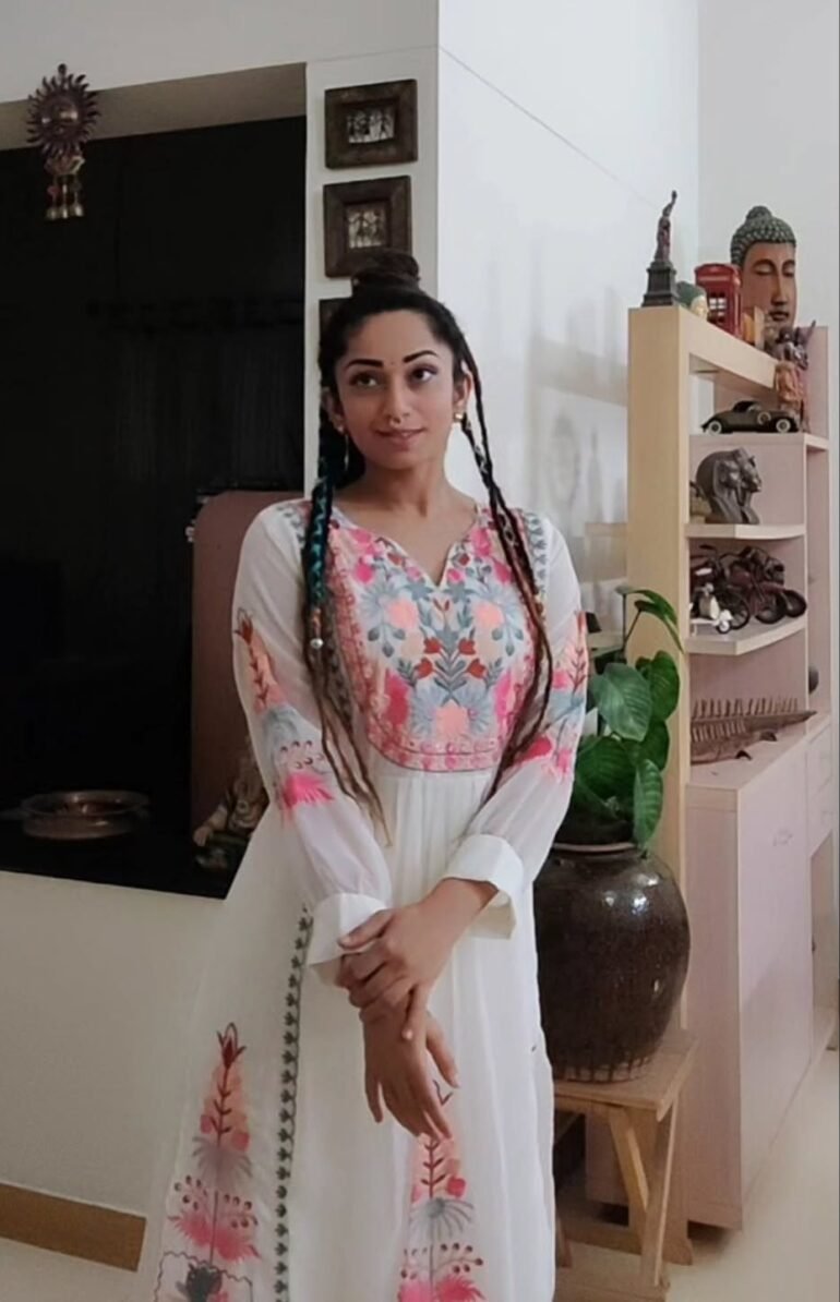 Indu Thampy Wiki, Age, Movies, Height, Serial & Instagram - Click in Kerala